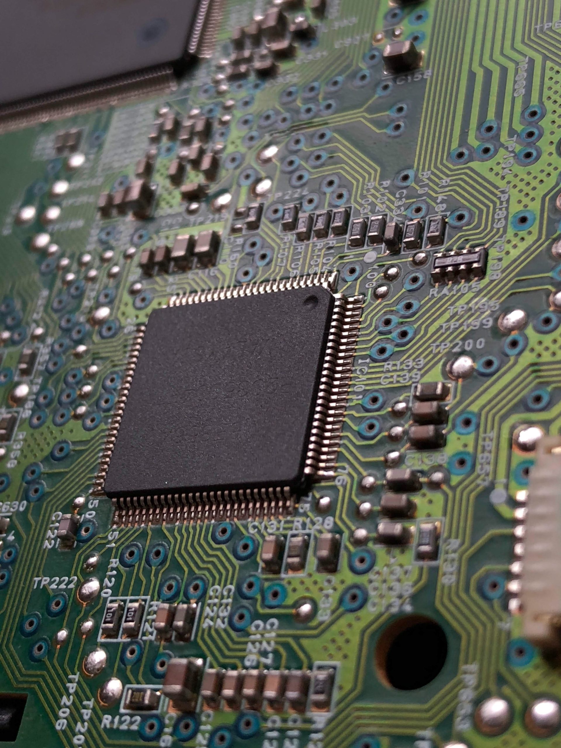MOVE.B - Neoverse N2 course - Processors - ARM